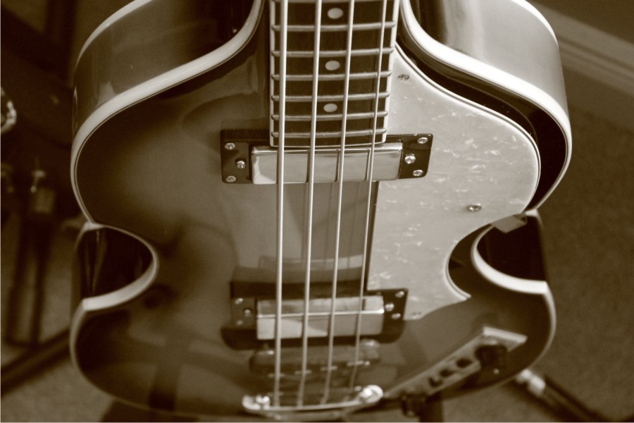 Bajo – Escuela de Música Pipo López